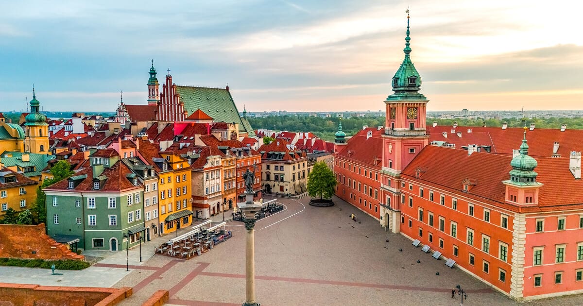 Planning to hire employees in Poland? Here’s a quick guide | Payoneer